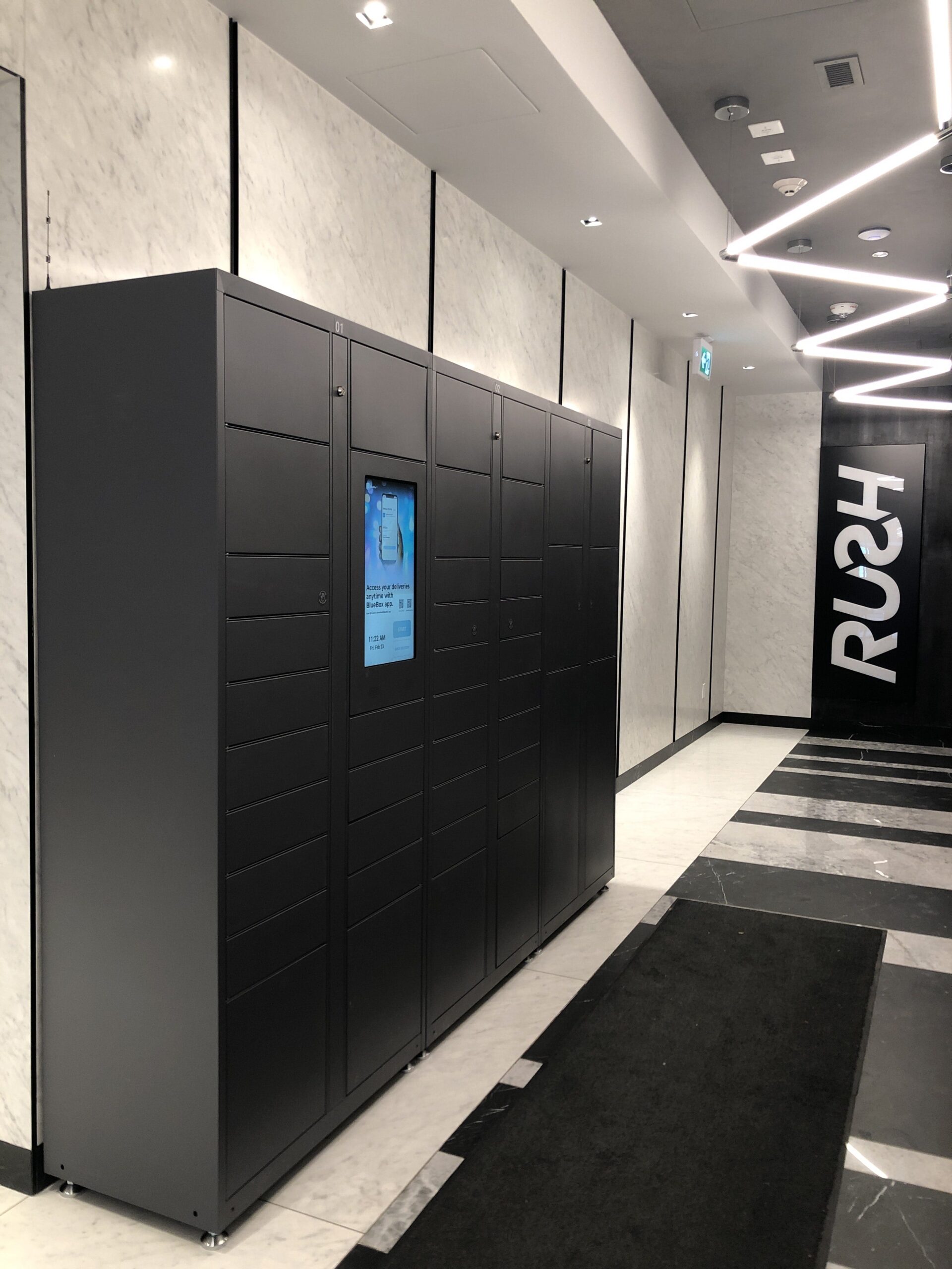 BlueBox Smart Locker - The Best Canadian Parcel Solution